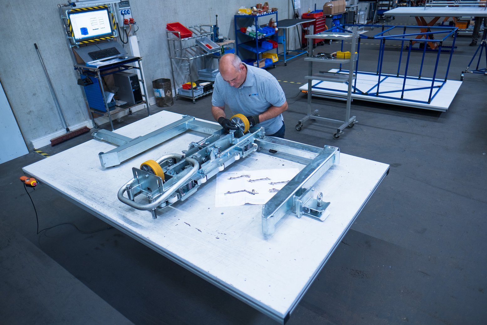 PDCA Cycle (Plan-Do-Check-Act): Continuous improvement in production